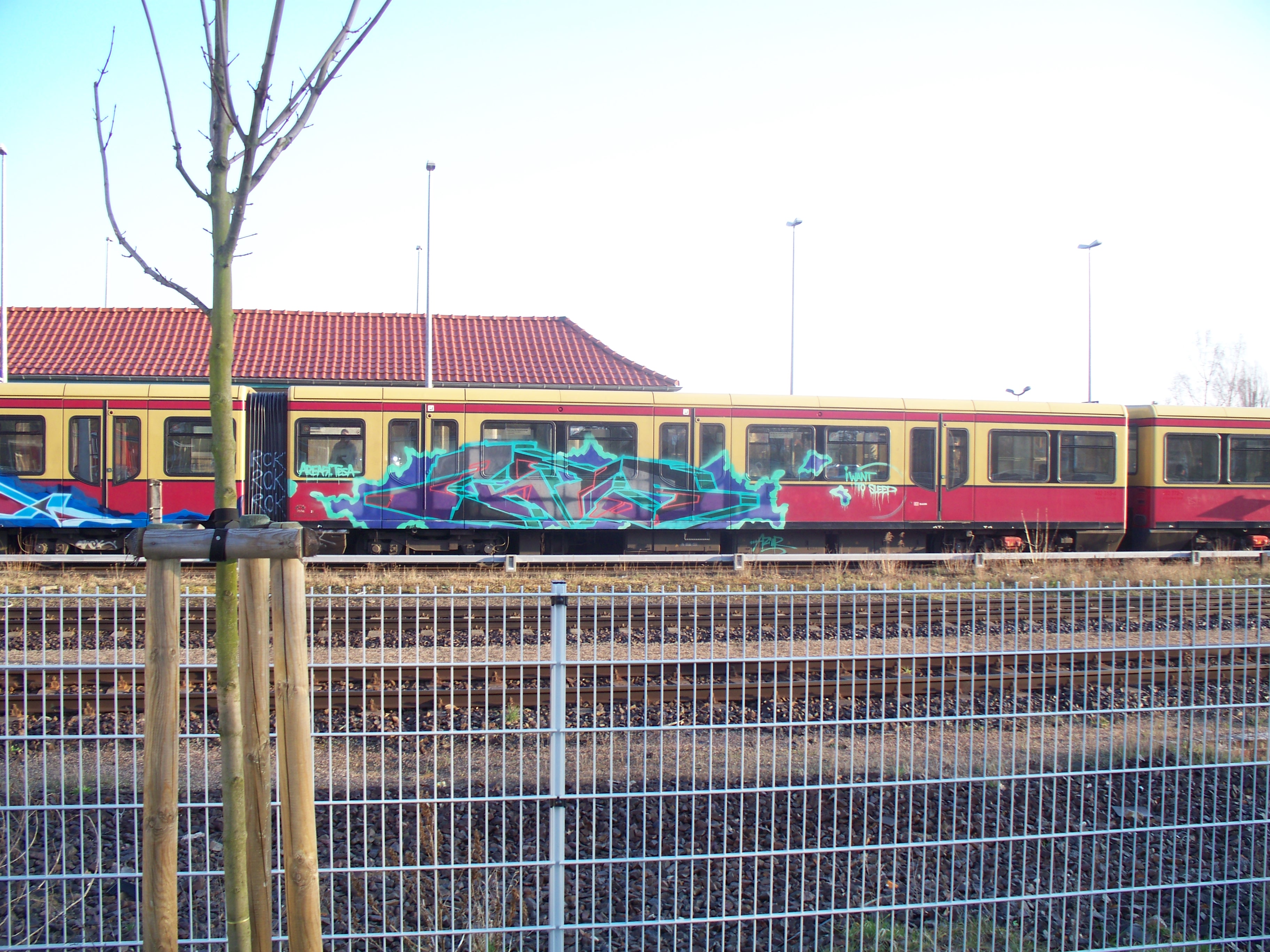 BERLIN GRAFFITI TRAINWRITING #16 - Hustlehorst Berlin Trains